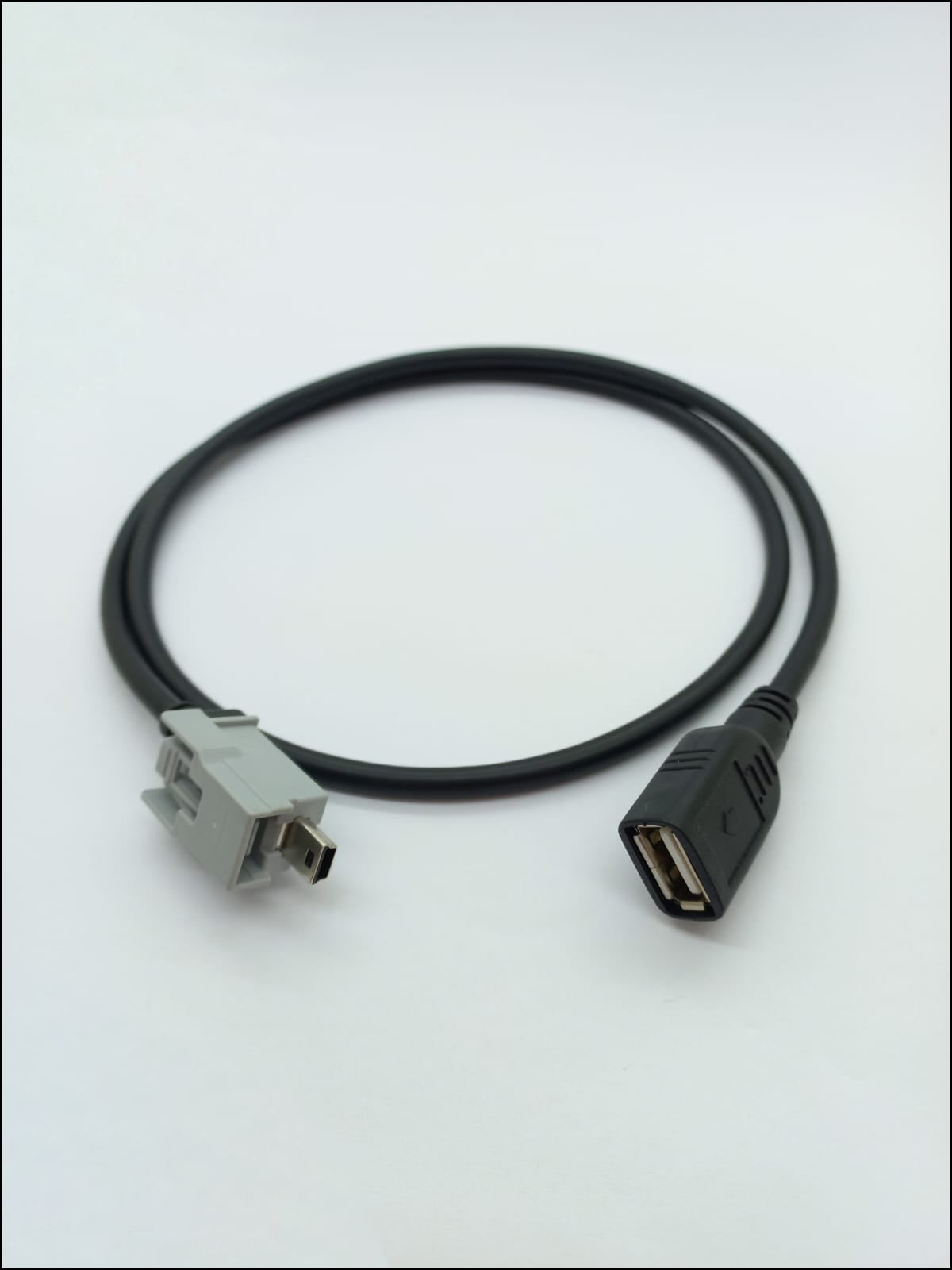 Cabo Usb Plug Original Multimídia Jeep Renegade Compass - NALOJA ...